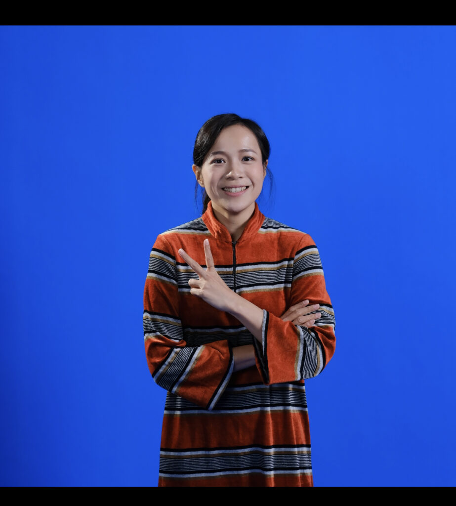 Experimental Dance Theatre - "Living Up/噏 to Death" Blending Dance ...